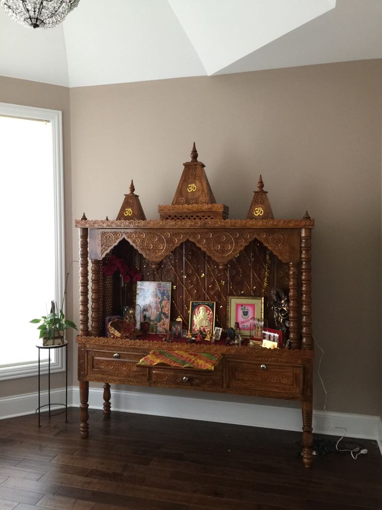Latest 10 Wooden Temples for your home - Aarsun